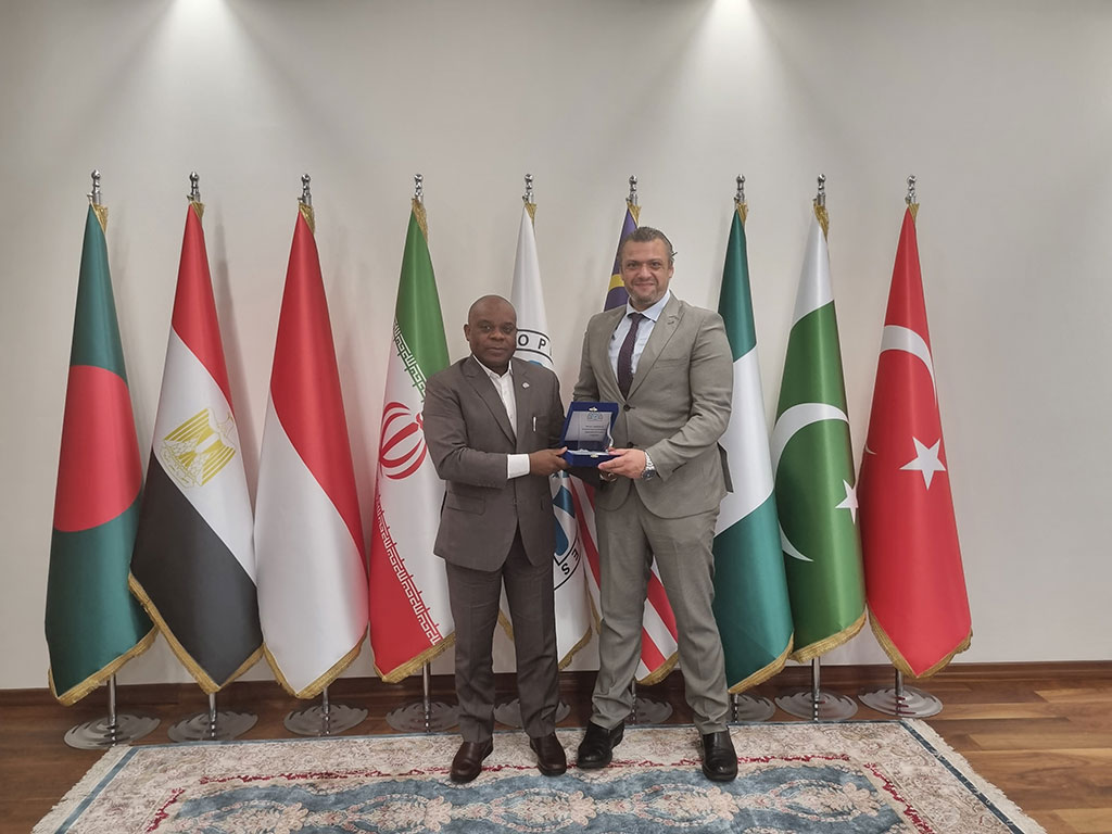 Meeting With D8 Secretary General - OIC-AC Organisation of Islamic ...